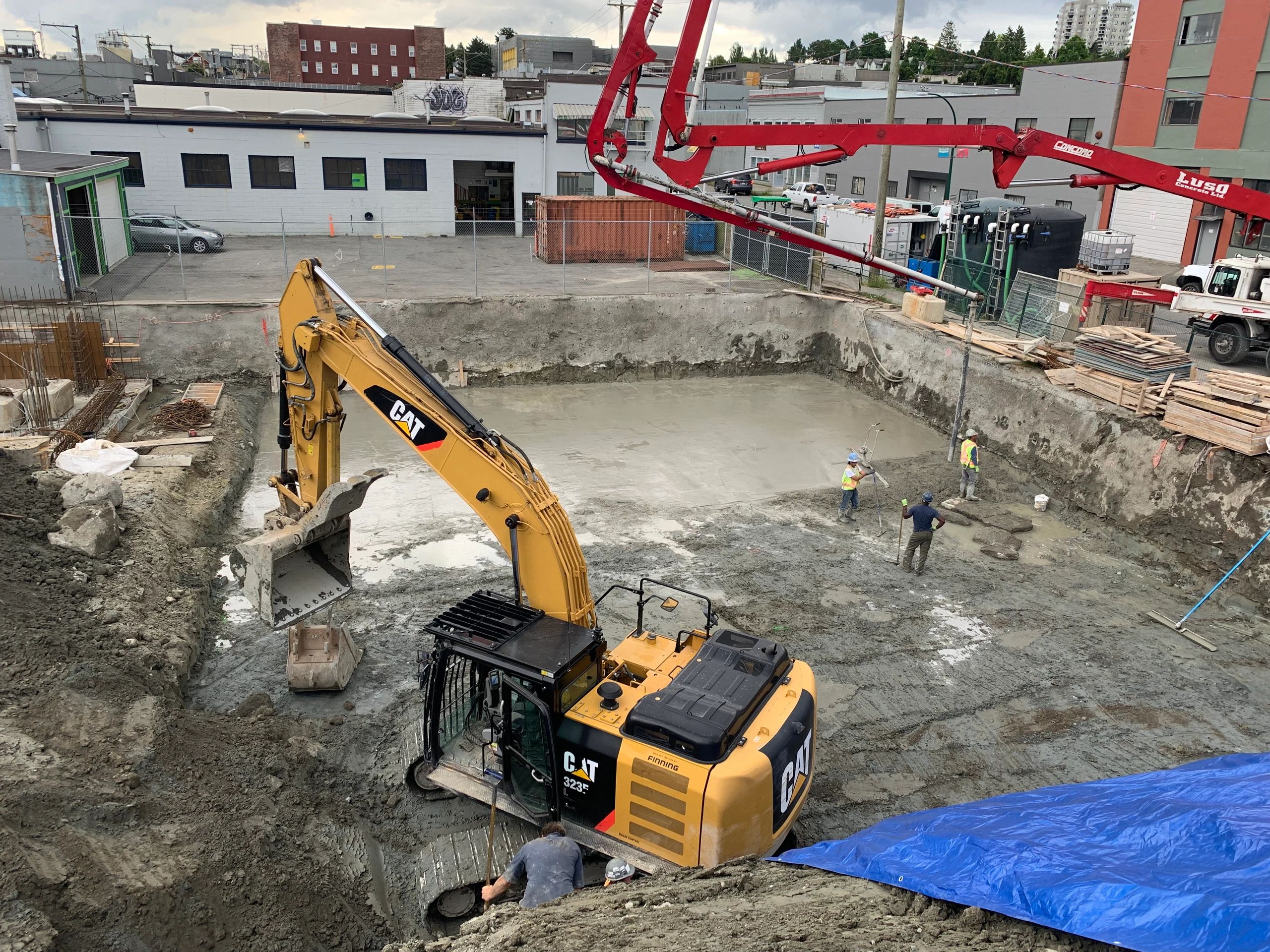 Blue Mountain Construction & Contracting LTD - Construction Company